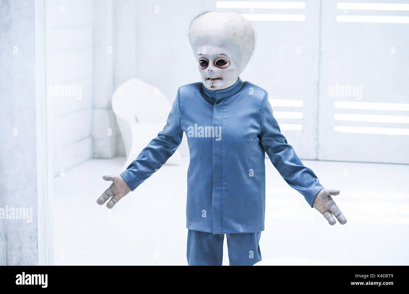 PEOPLE OF EARTH, Ken Hall in 'Uneasy Alliance', (Season 2, Episode 202 ...