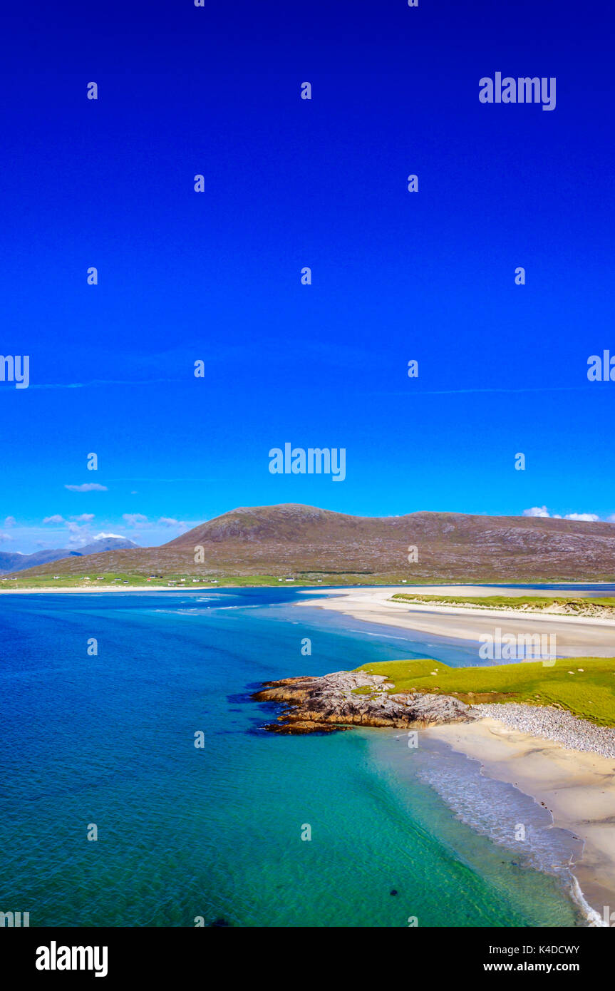 Luskentyre beach on the west coast of the Isle of Harris, Outer ...