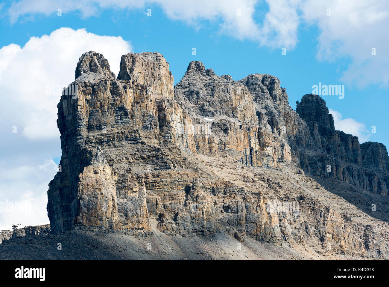 Helen lake banff national park hi-res stock photography and images - Alamy