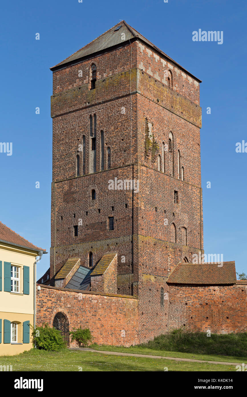 Old bishop castle hi-res stock photography and images - Alamy