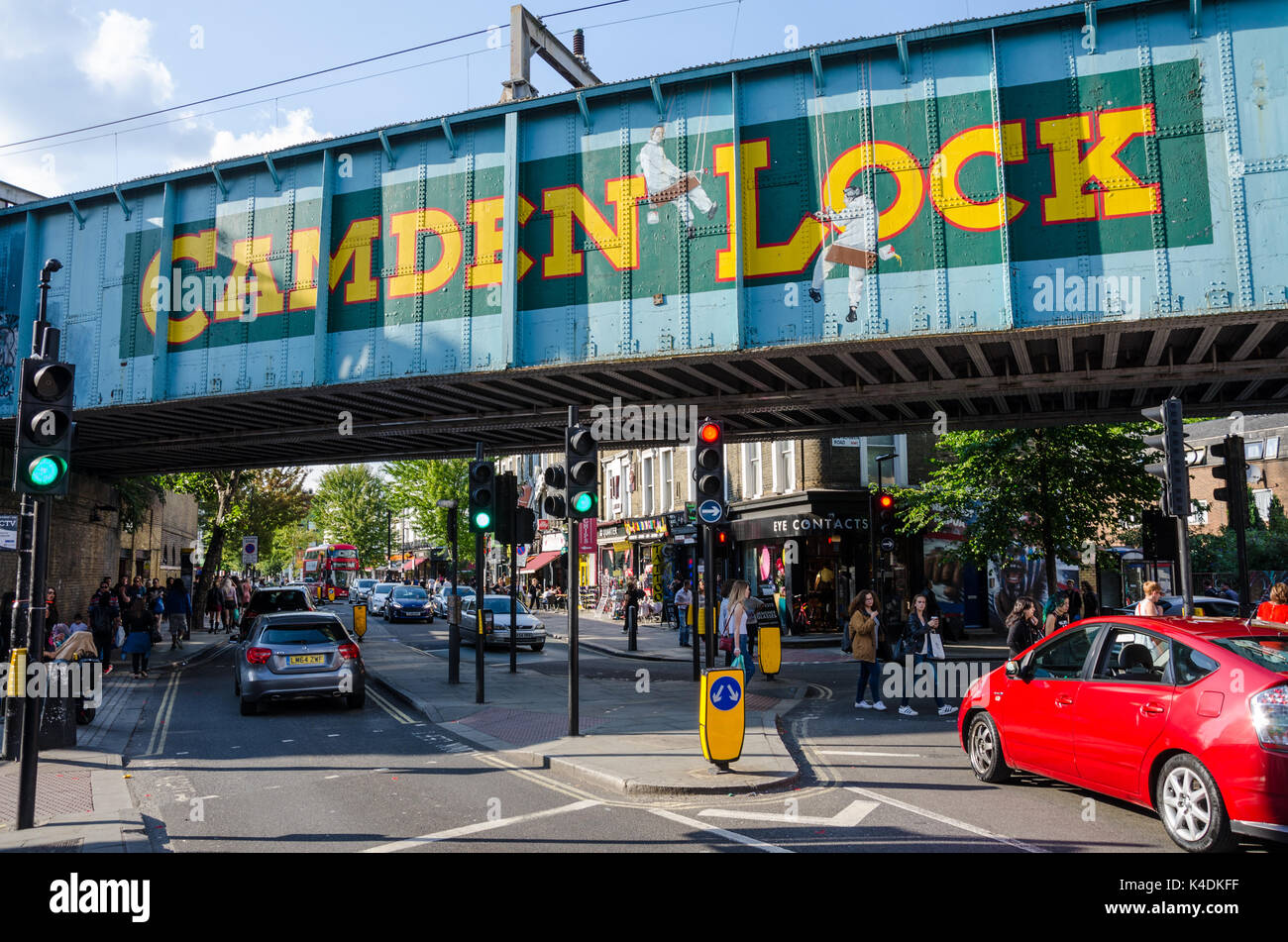 Camden lock bridge hi-res stock photography and images - Alamy