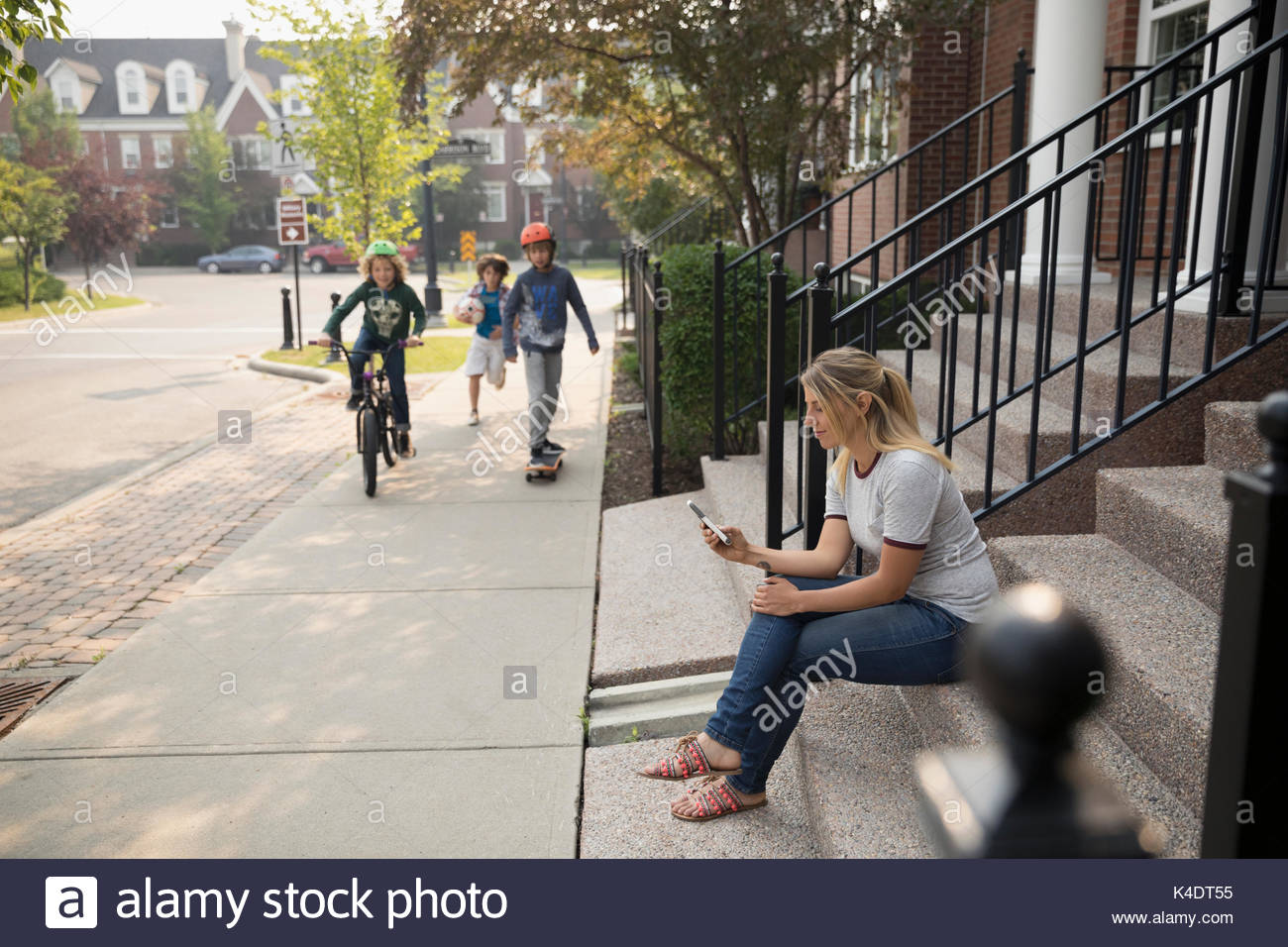 Bike tween bike hi-res stock photography and images - Alamy