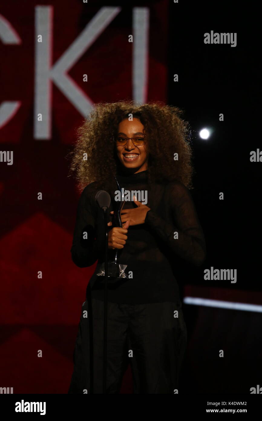 "BLACK GIRLS ROCK!" Hosted by Taraji P. Henson Honors ISSA RAE, YARA ...