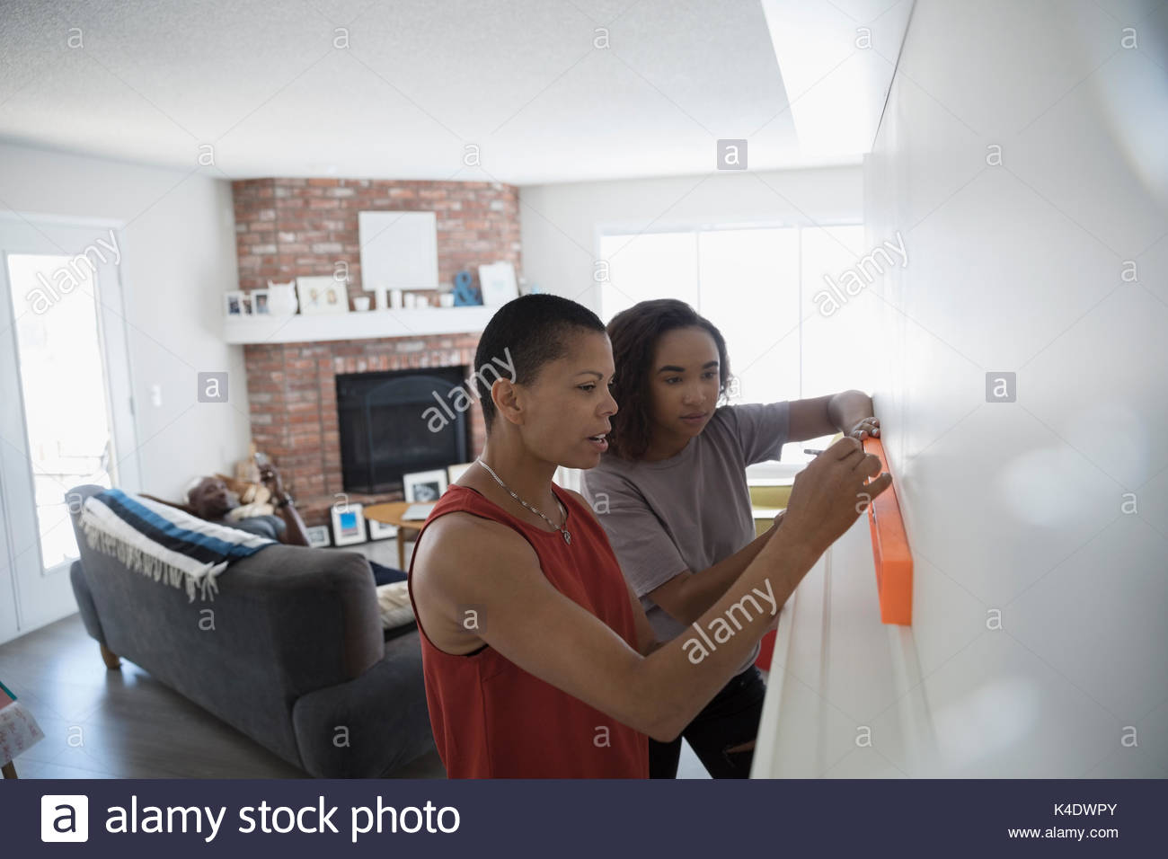 Level wall wall hi-res stock photography and images - Alamy