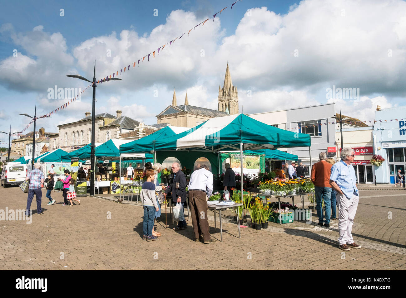 Market town in cornwall hi-res stock photography and images - Alamy