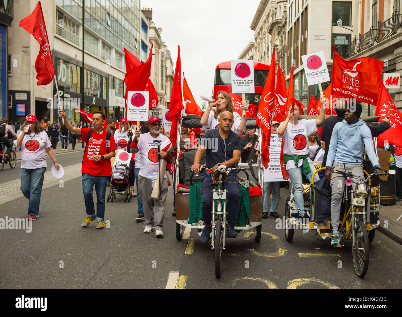 Unite the union protesters outside the Sports Direct flagship store on ...