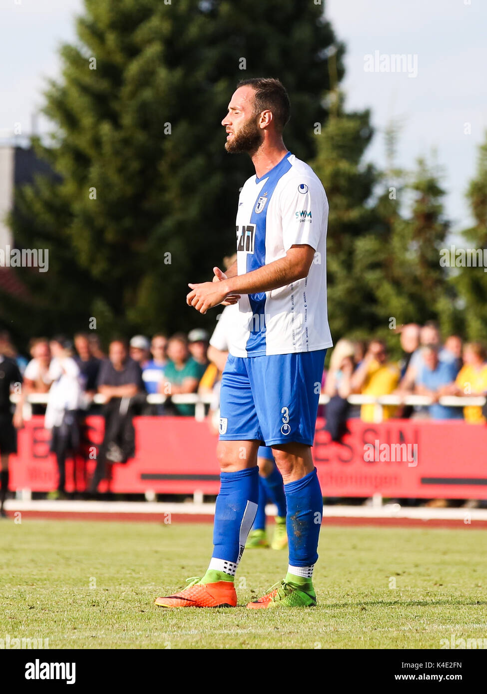 1 fußballverein magdeburg hi-res stock photography and images - Alamy