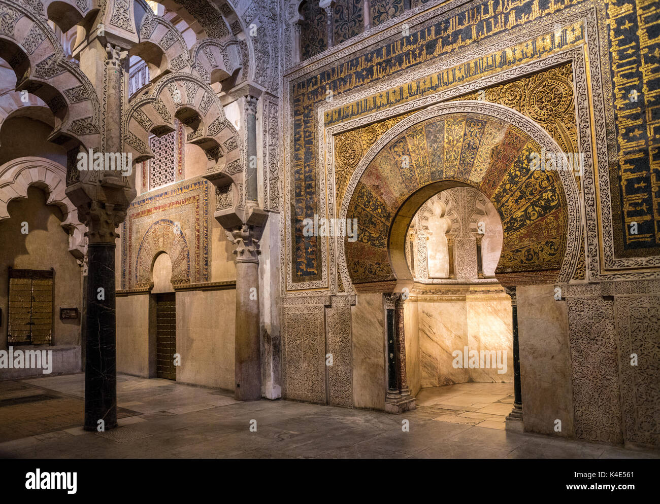 Mihrab in great mosque mezquita hi-res stock photography and images - Alamy