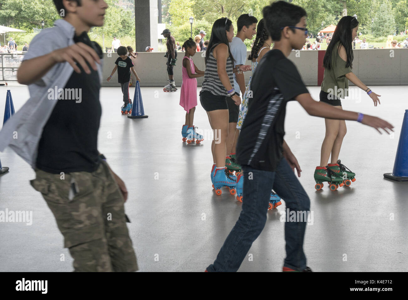 Roller skating rink kids hi-res stock photography and images - Alamy