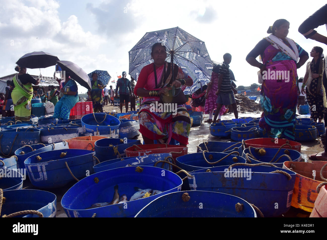 Koli women hi-res stock photography and images - Alamy