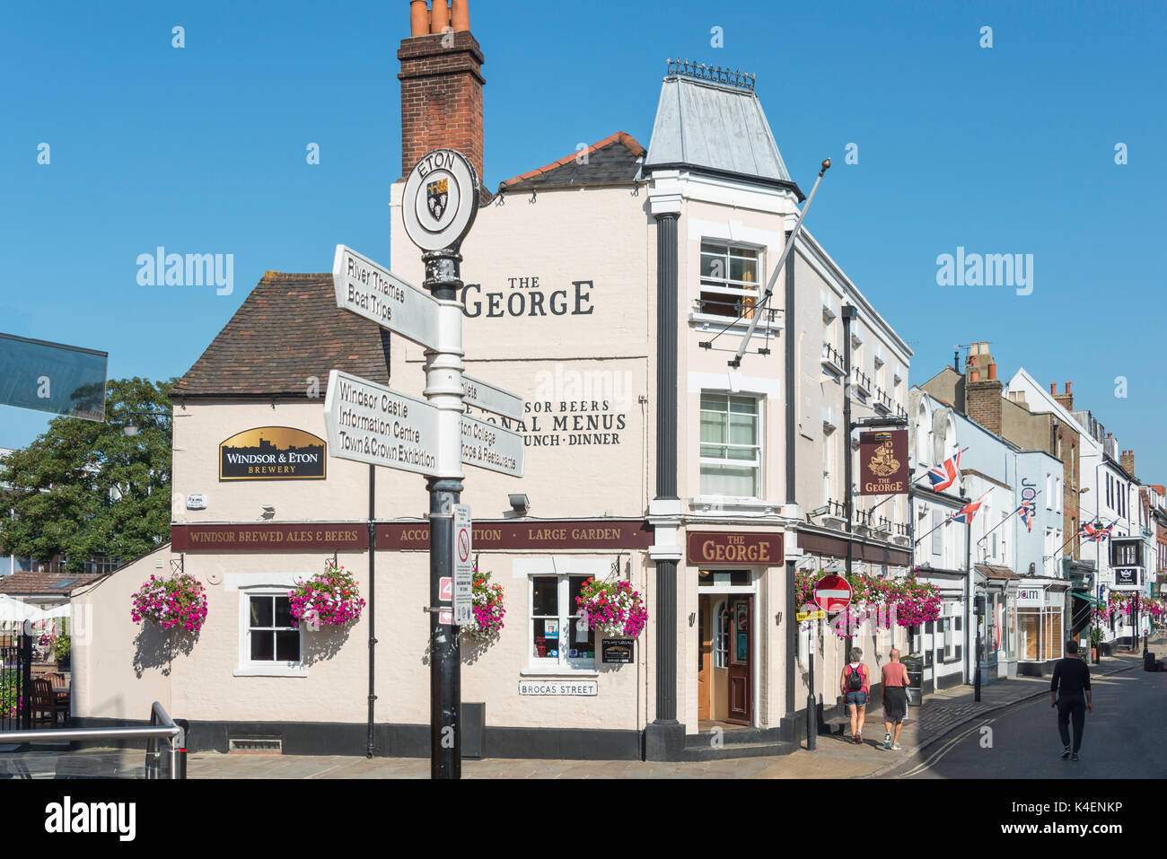 18th century inns hi-res stock photography and images - Alamy