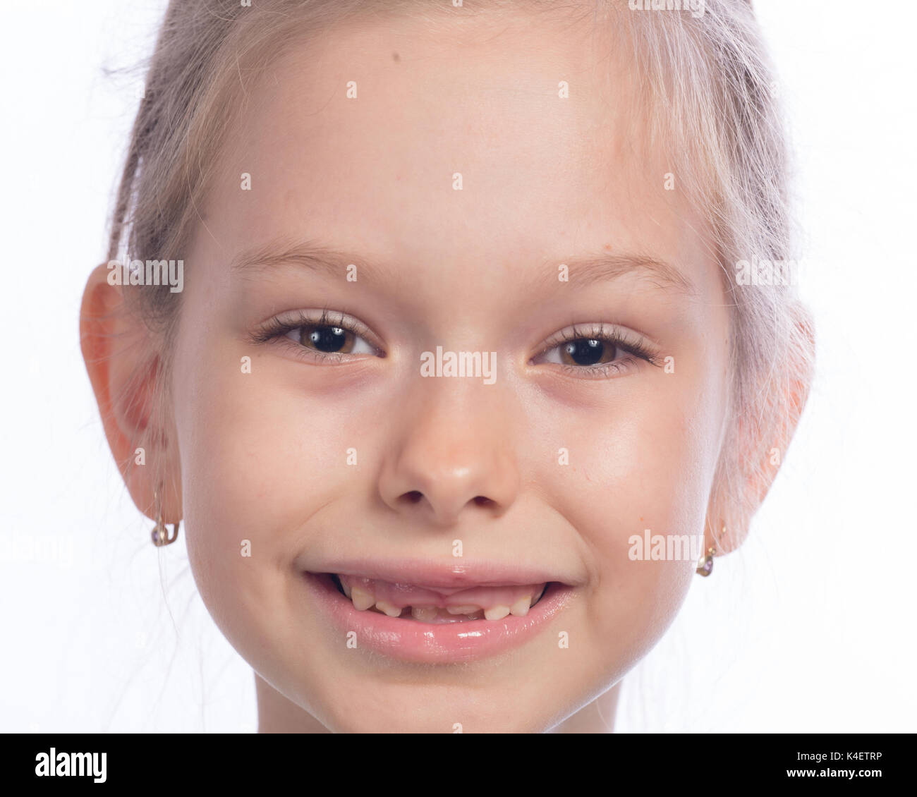 Missing teeth children hi-res stock photography and images - Alamy