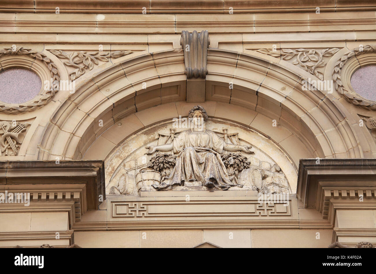 Trades hall building hi-res stock photography and images - Alamy