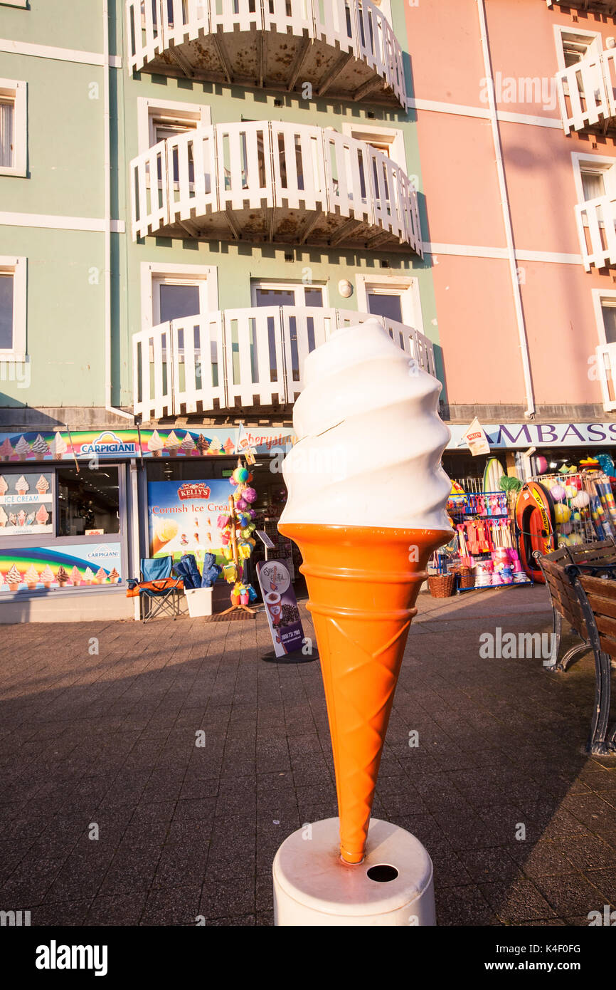 Welsh ice cream hi-res stock photography and images - Alamy