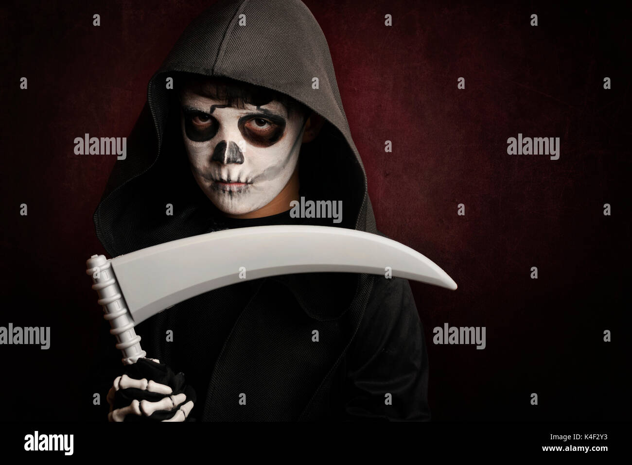 Boy in Halloween.Boy dressed as a skeleton Stock Photo - Alamy