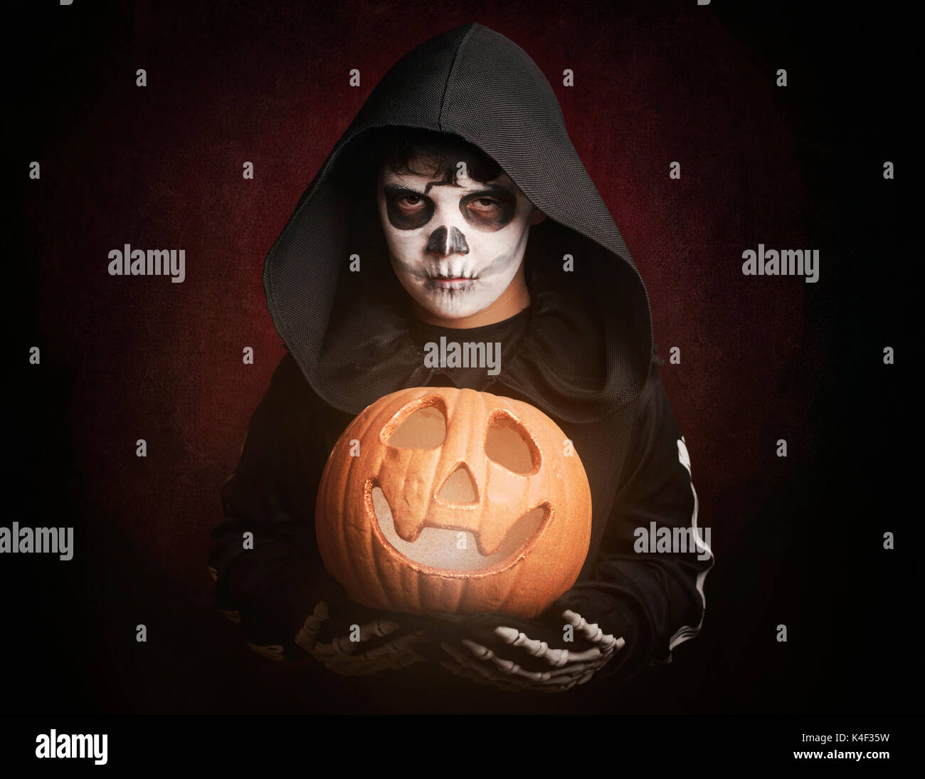 Boy in Halloween.Boy dressed as a skeleton Stock Photo - Alamy