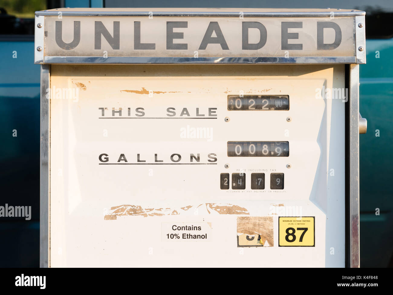 Old petrol pump dial hi-res stock photography and images - Alamy