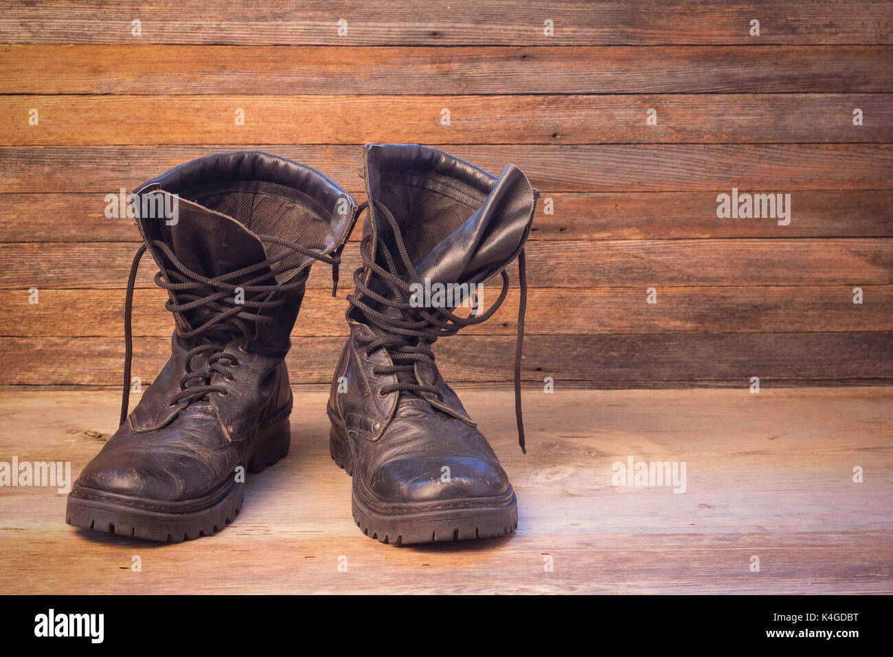 Military boots front view hi-res stock photography and images - Alamy