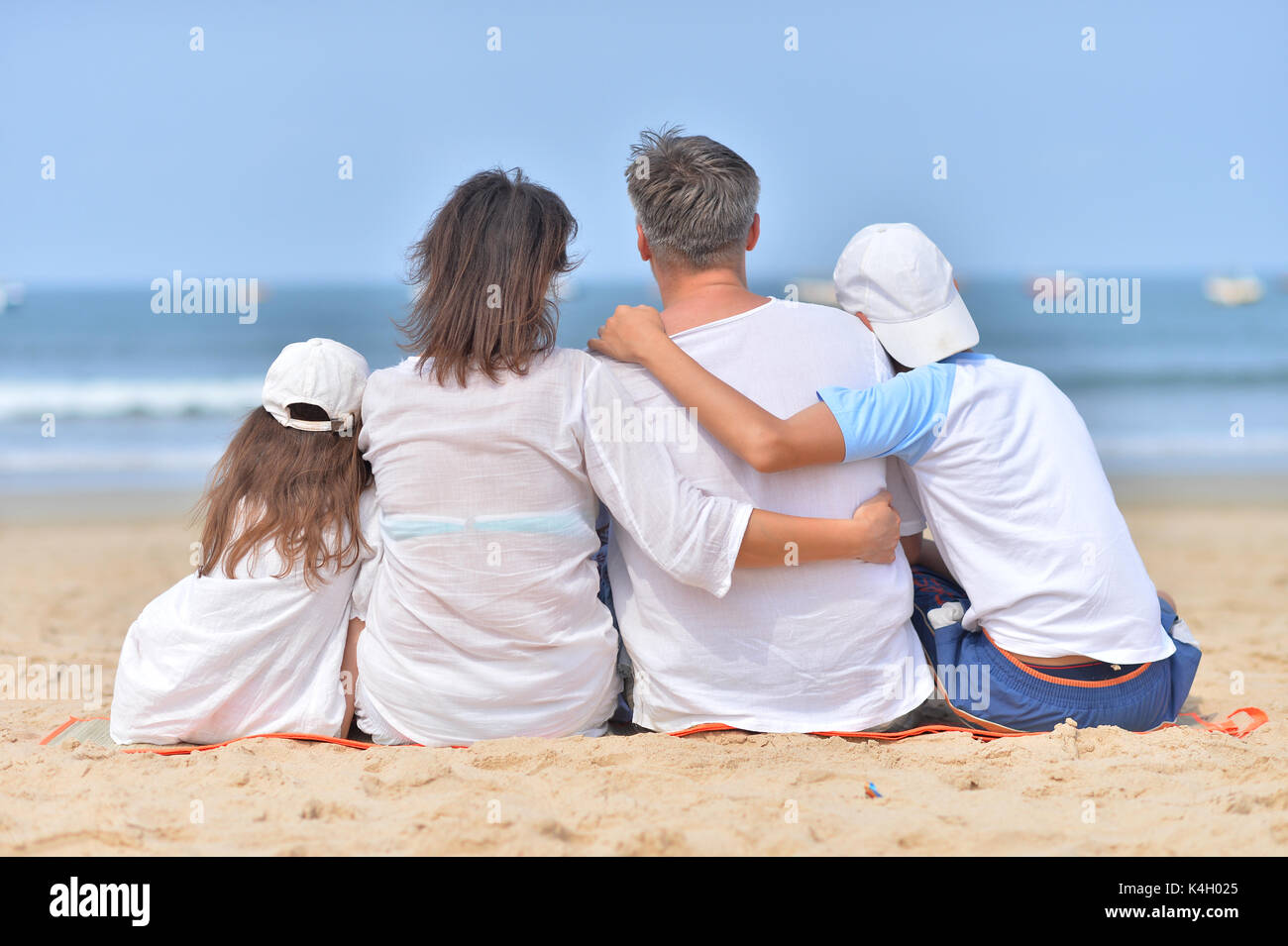 Woman and father hugging rear hi-res stock photography and images - Alamy