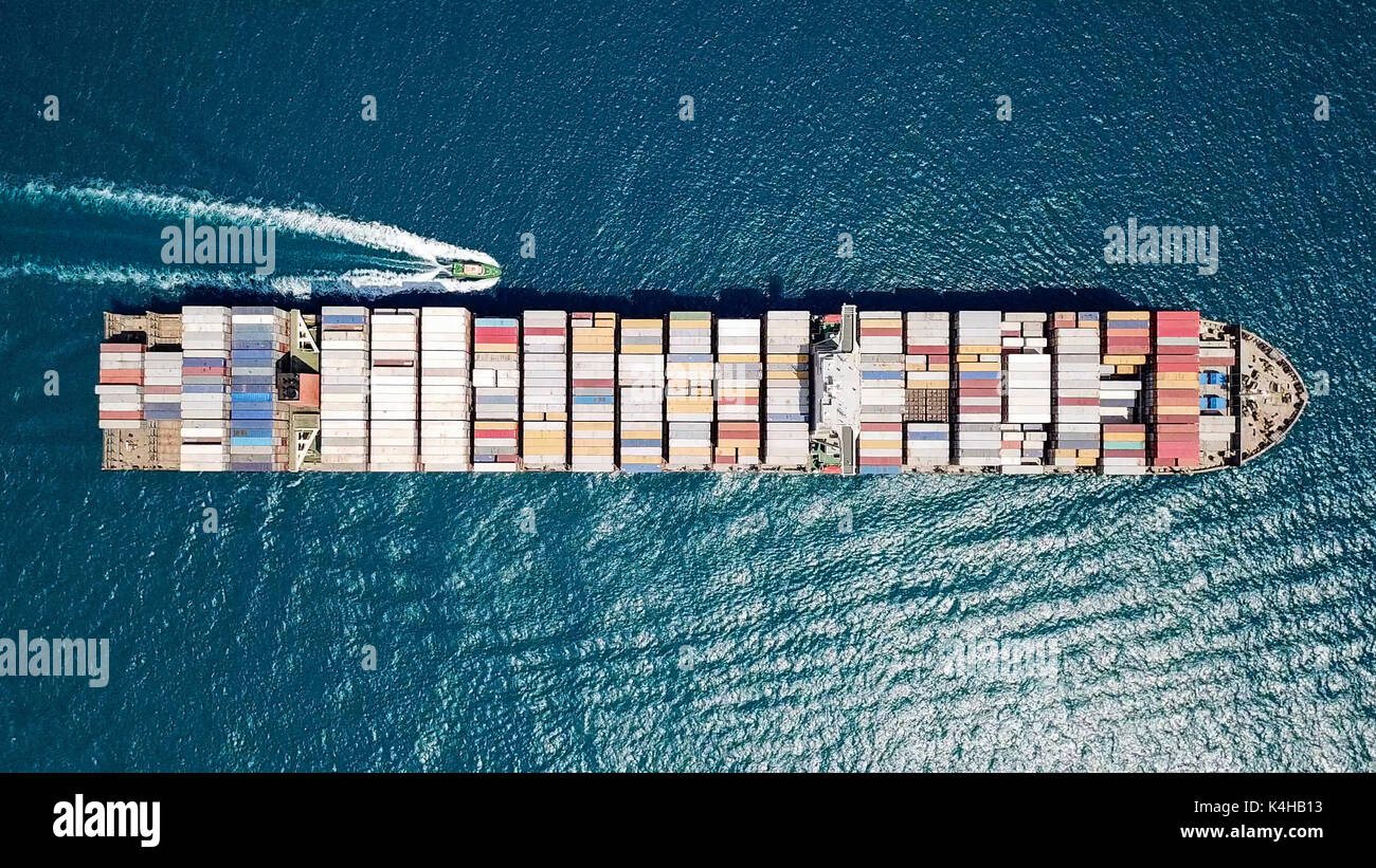 Large container vessel hi-res stock photography and images - Alamy