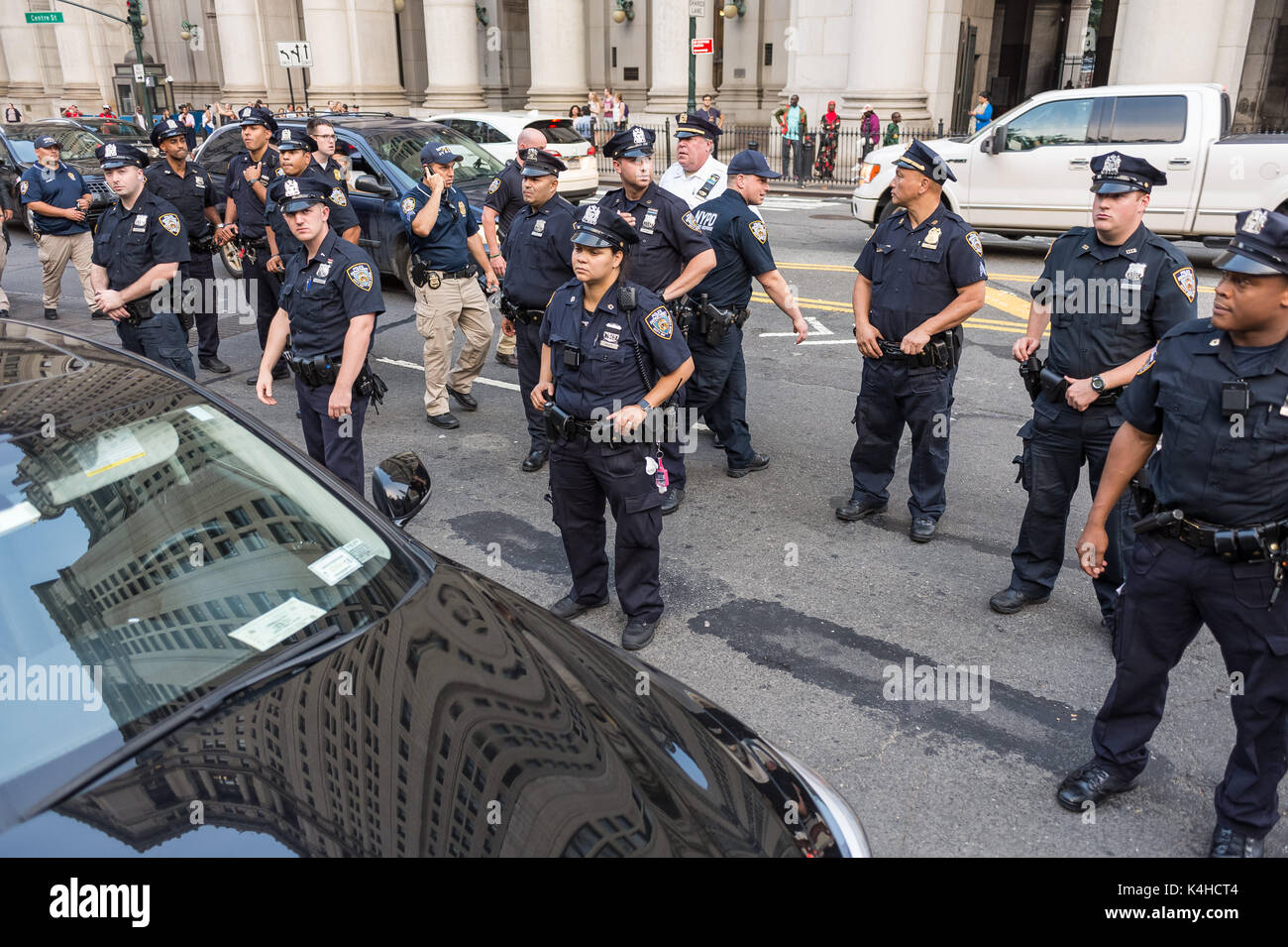 Nypd emergency services unit hi-res stock photography and images - Alamy
