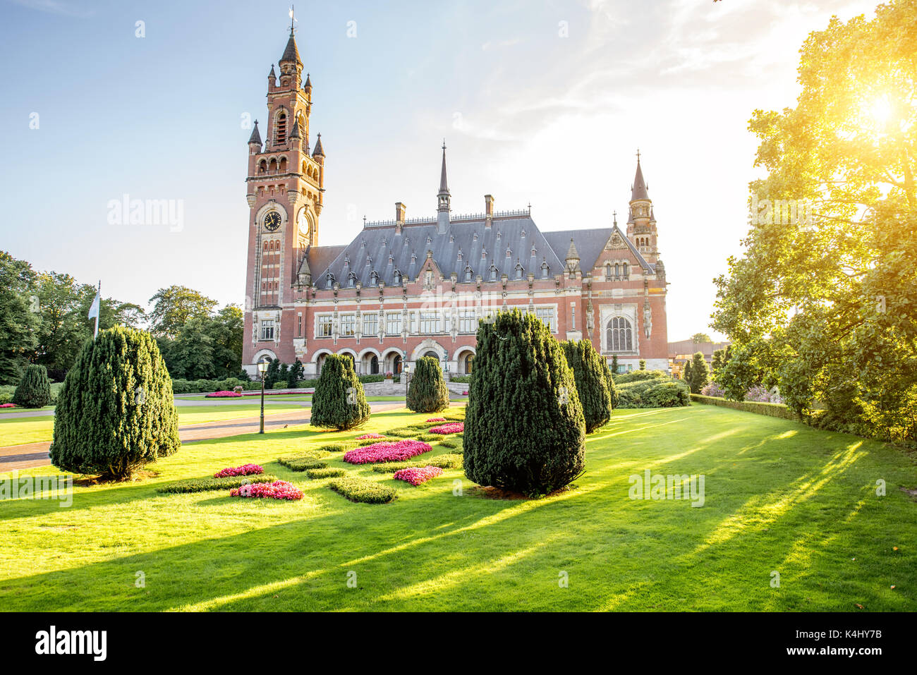 Peace palace in Haag Stock Photo - Alamy