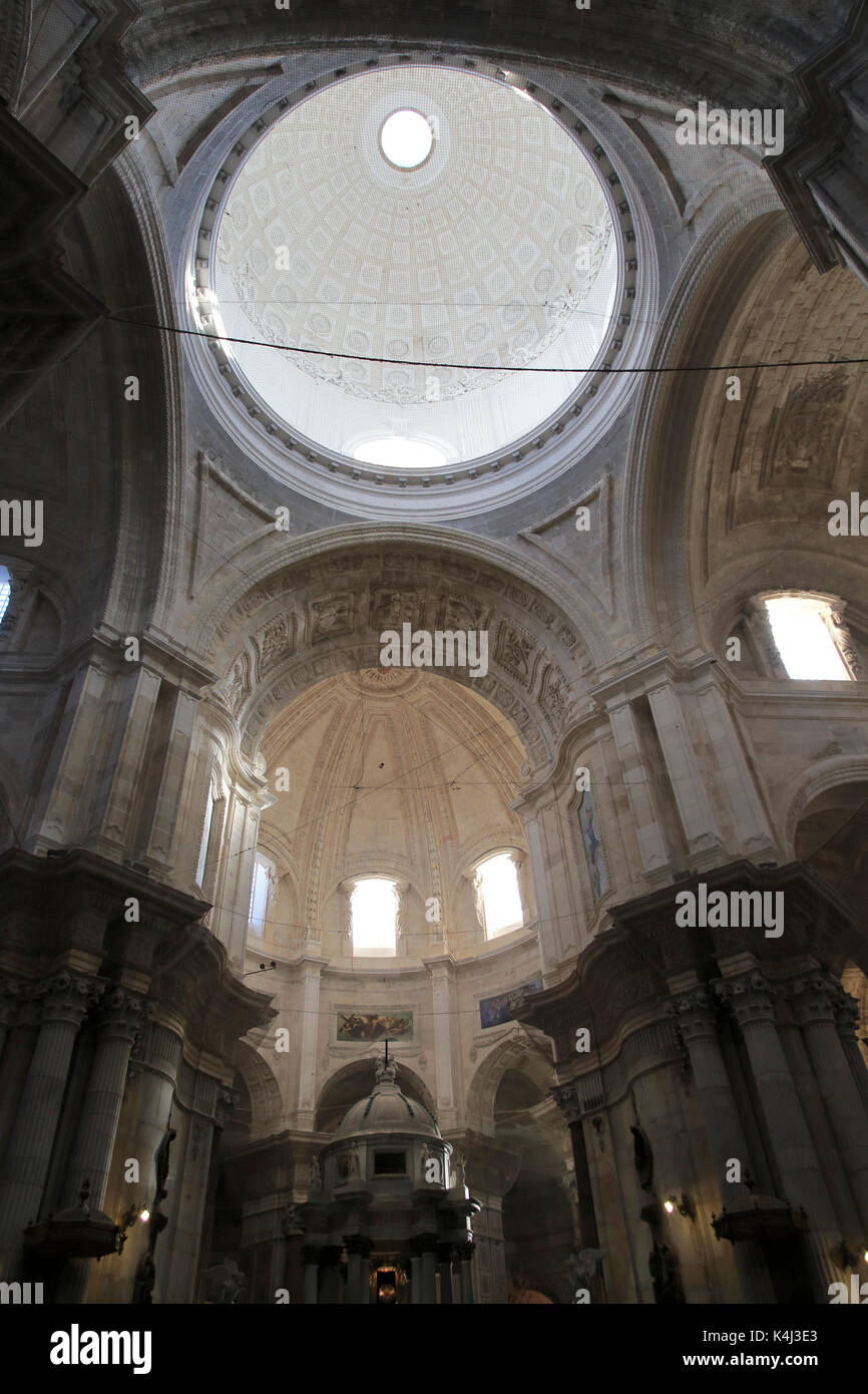Spanish church interior domed ceiling hi-res stock photography and ...