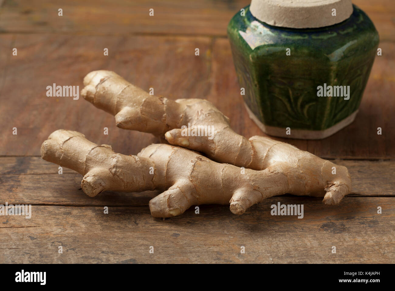 Zingiber officinale pot hi-res stock photography and images - Alamy
