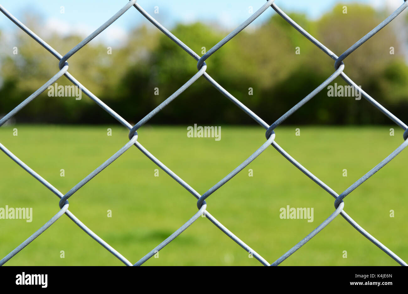 Chain link fencing hi-res stock photography and images - Alamy