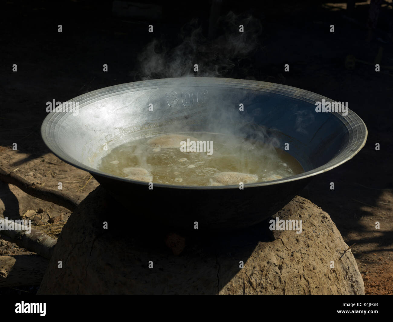Palm sugar being cooked in pan, Siem Reap, Cambodia Stock Photo - Alamy