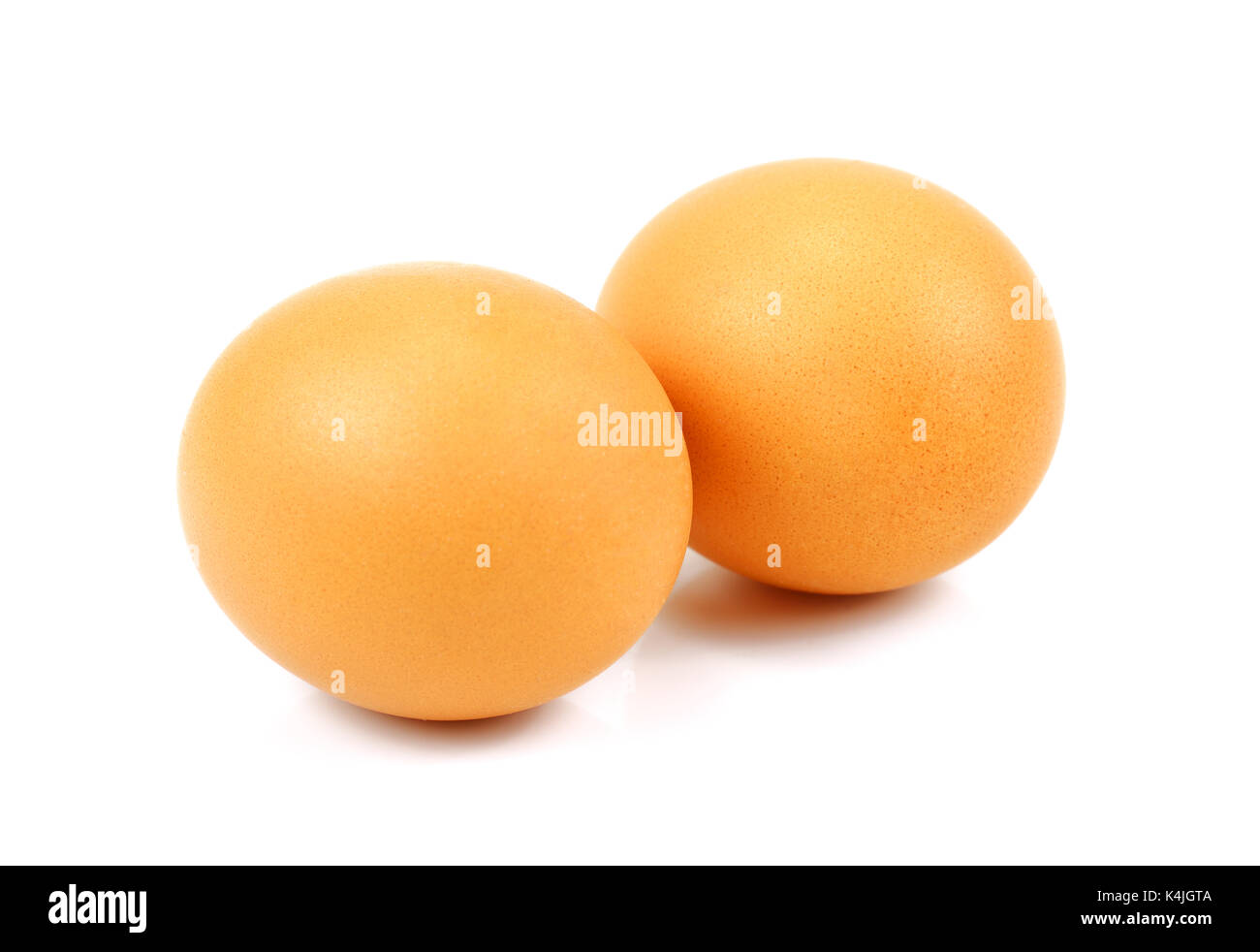 Raw eggs isolated on white background, Eggs closeup isolated on white ...