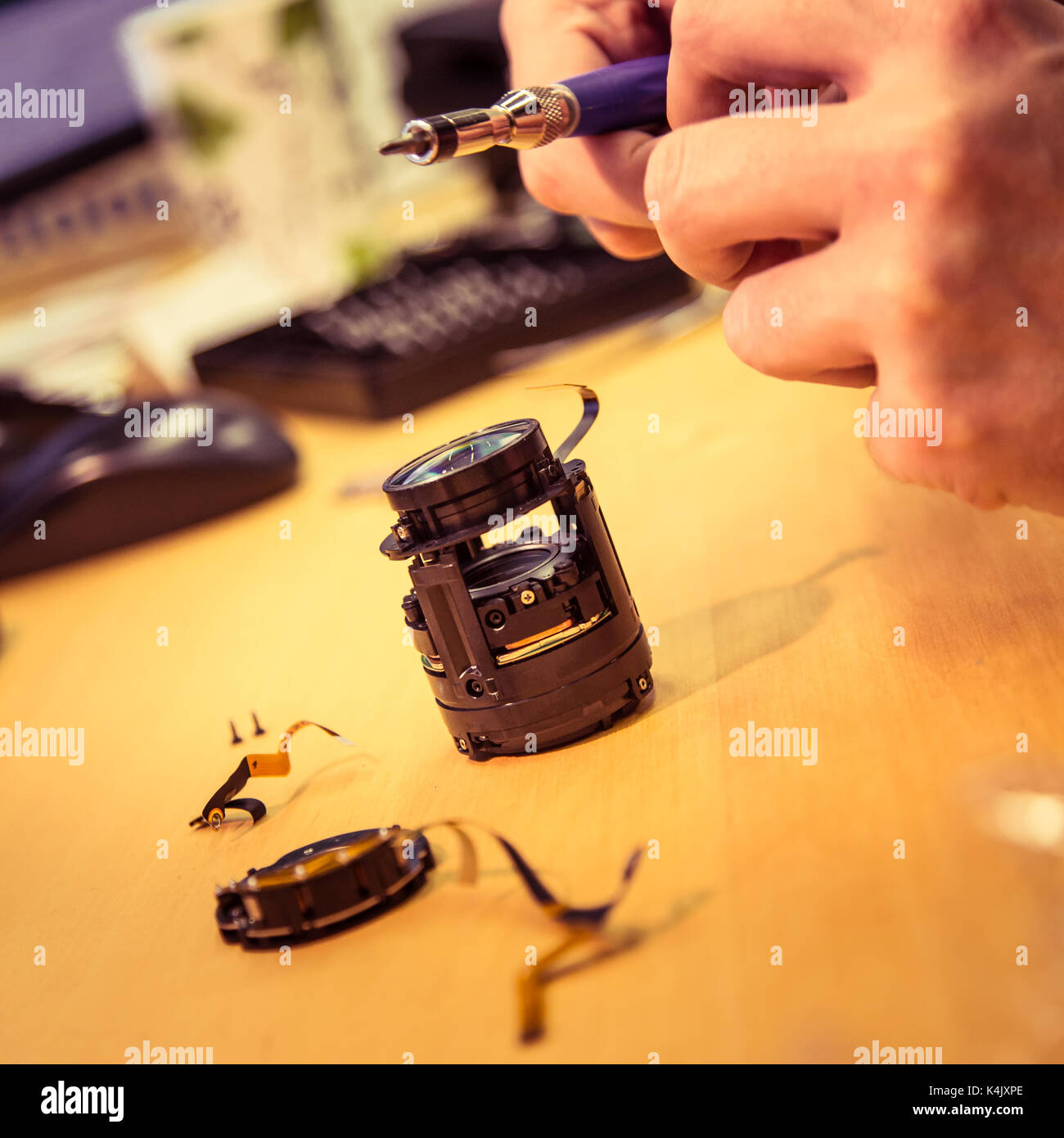 Broken camera lens on table hi-res stock photography and images - Alamy