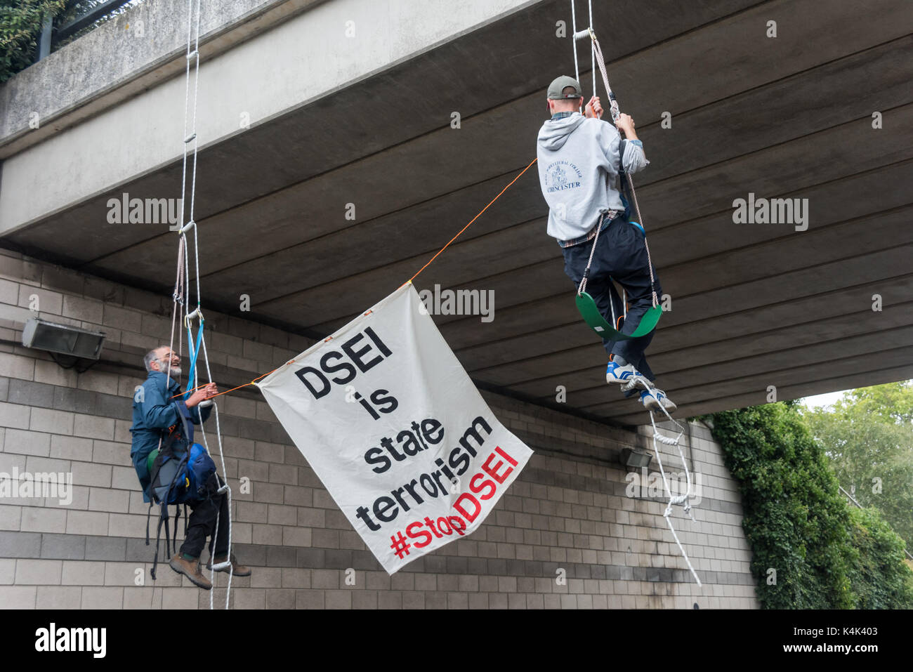 Arms hang down hi-res stock photography and images - Alamy