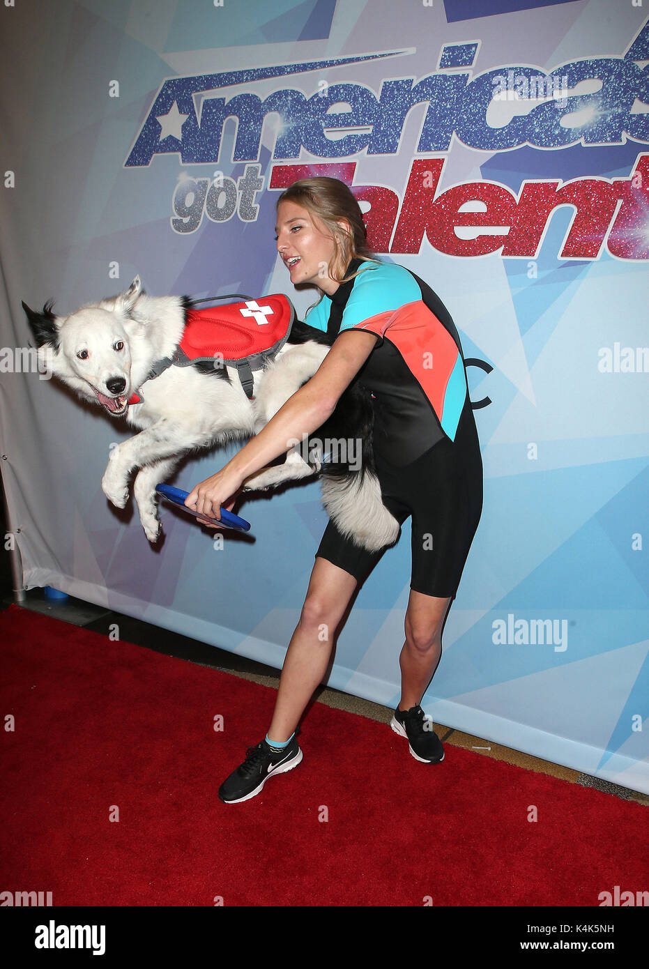 Dog Talent Show Stock Photos & Dog Talent Show Stock Images - Alamy