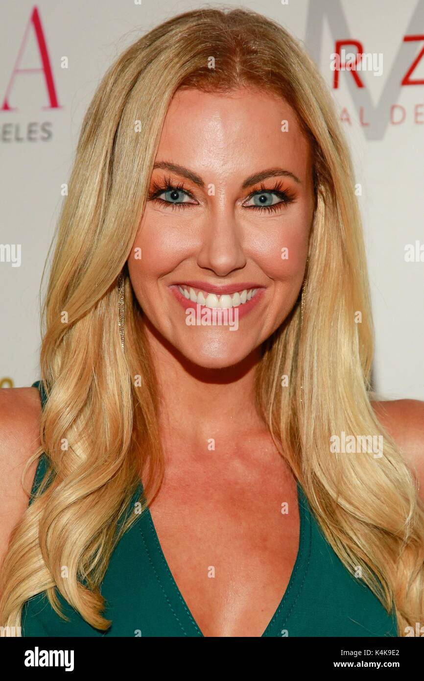 Stephanie hollman hi-res stock photography and images - Alamy