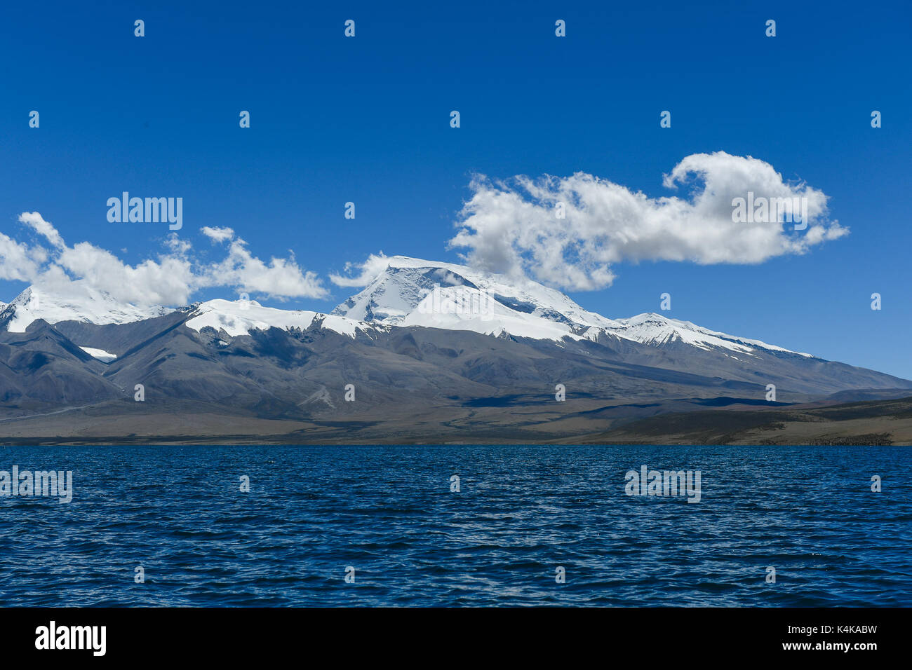 See mapam yumco hi-res stock photography and images - Alamy