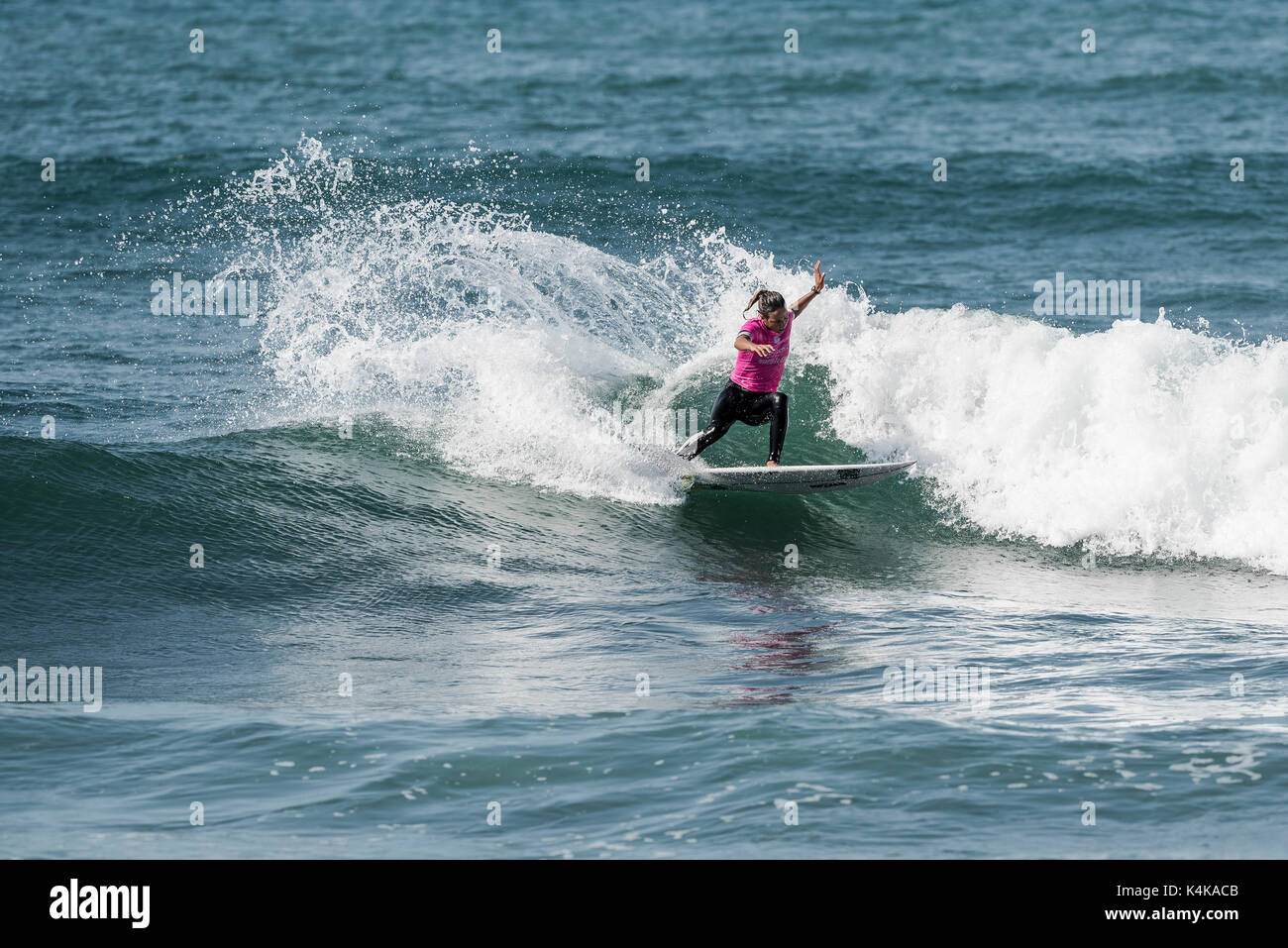 Surfing at lower trestles hi-res stock photography and images - Alamy
