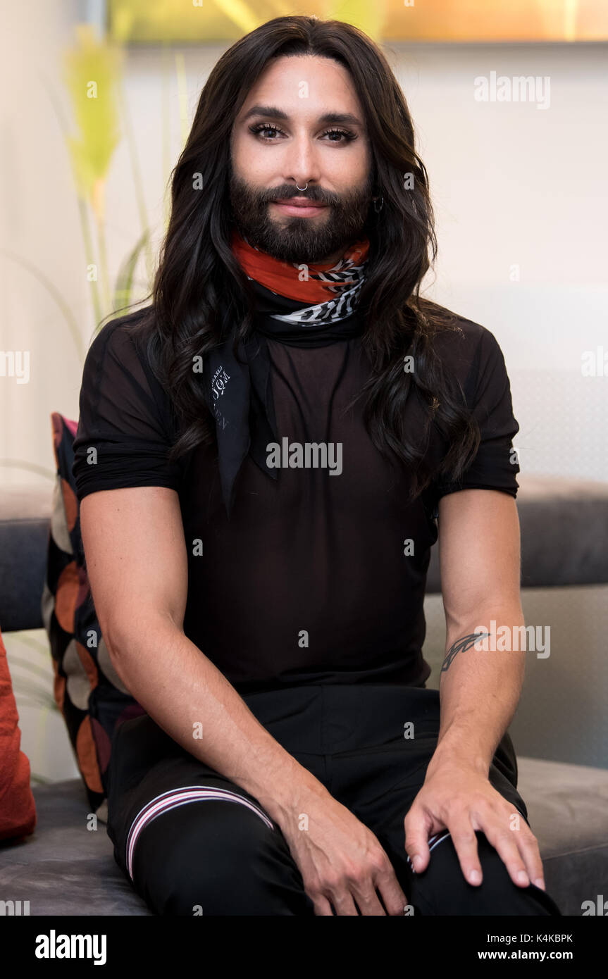 Thomas Tom Neuwirth High Resolution Stock Photography and Images - Alamy