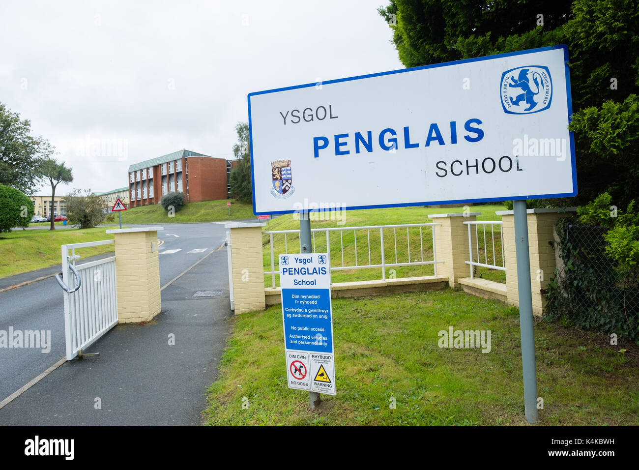 Ysgol penglais school hi-res stock photography and images - Alamy