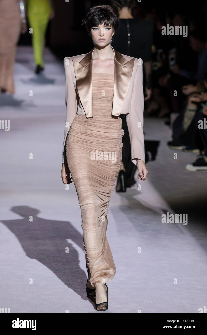 NEW YORK, NY - September 06, 2017: Binx Walton walks the runway at the ...