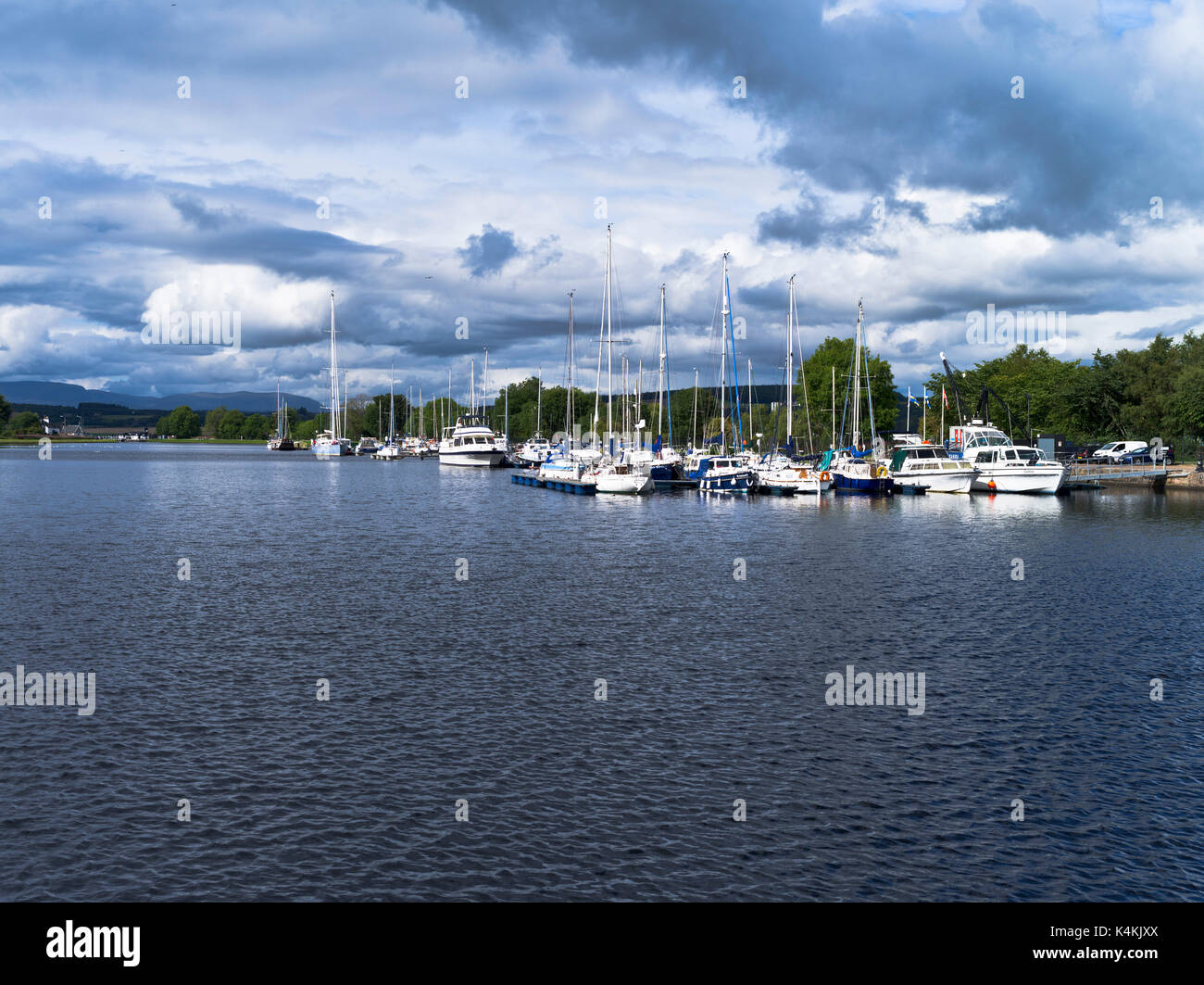 dh Inverness Marina CALEDONIAN CANAL INVERNESS Yacht marina boats ...