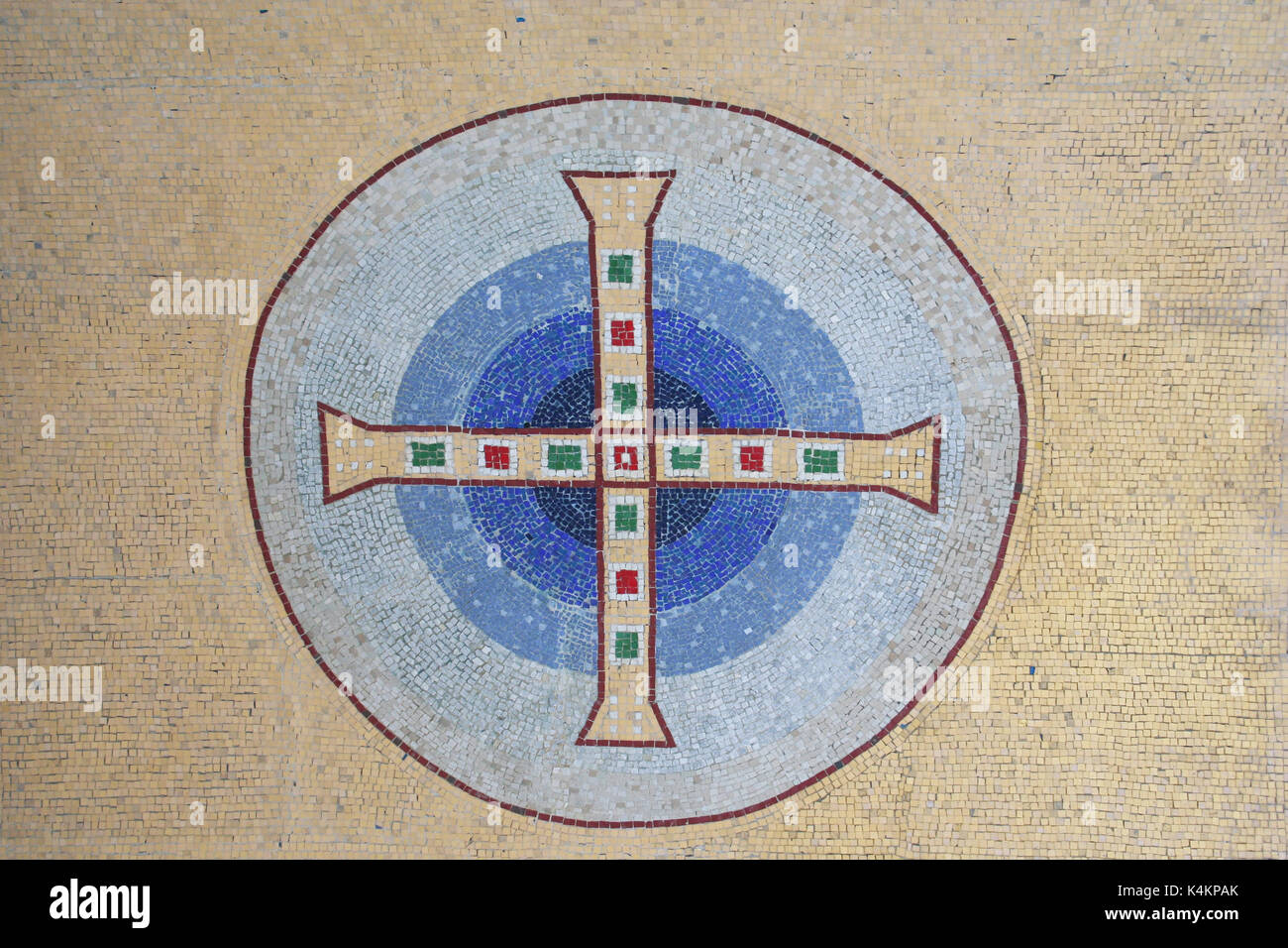 St paul monument in berea, greece hi-res stock photography and images ...