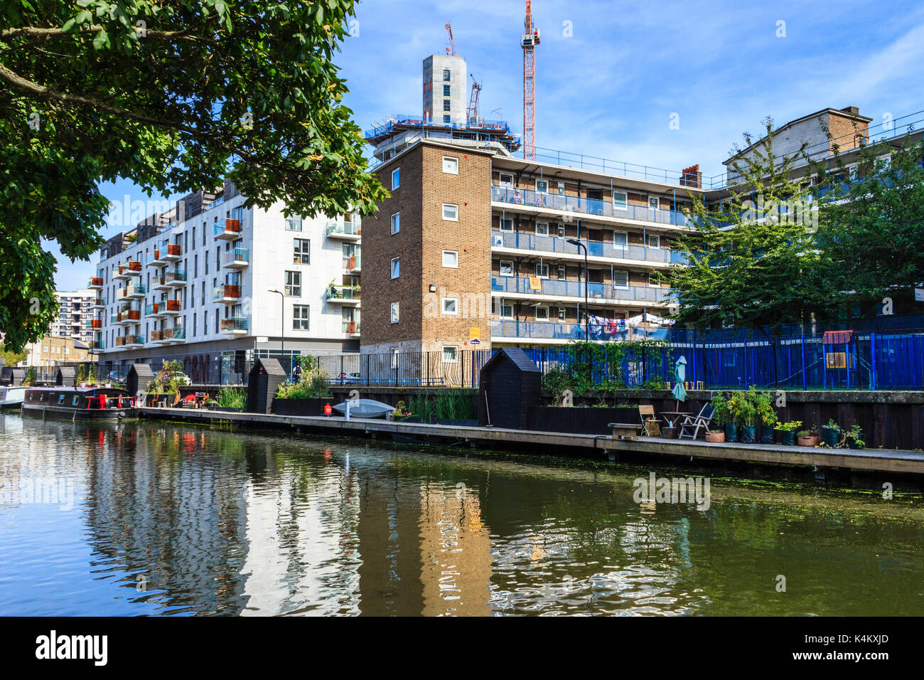 Regent's Canal, Islington, London, UK Stock Photo - Alamy