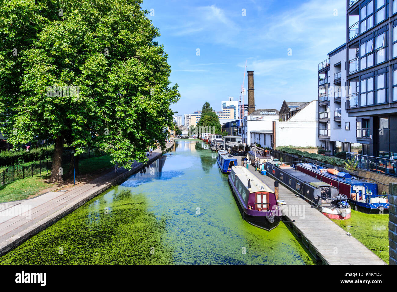 Regent's Canal, Islington, London, UK Stock Photo - Alamy