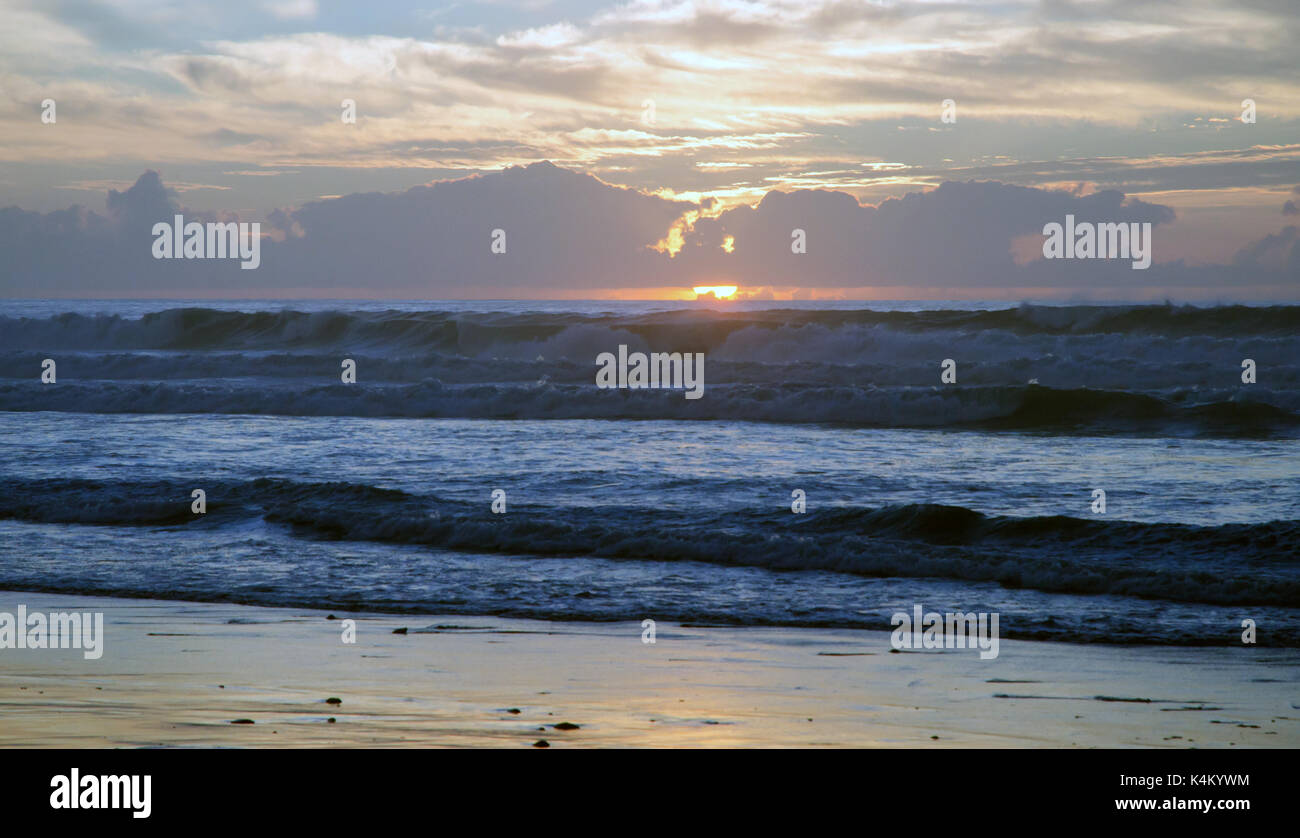 Sunny day myrtle beach hi-res stock photography and images - Alamy