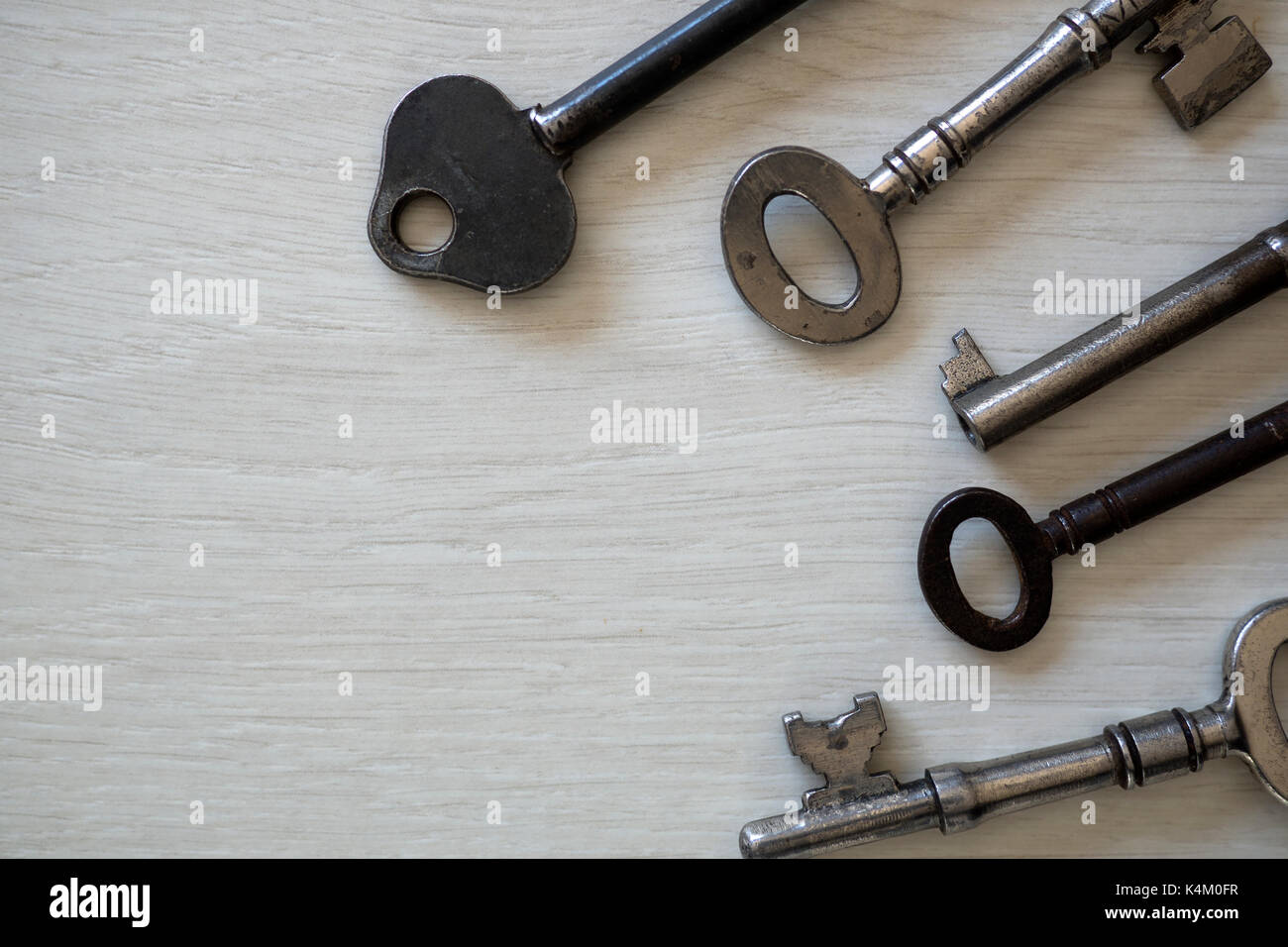 Old keys on white background Stock Photo - Alamy