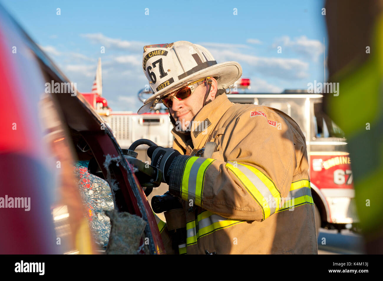 FIREFIGHTER TRAINING WITH HYDROLIC CUTTER RESCUE TOOL, LANCASTER ...