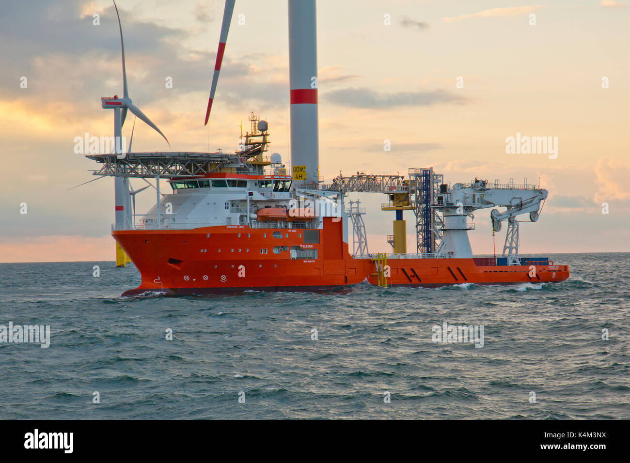 Offshore crew transfer vessels hi-res stock photography and images - Alamy