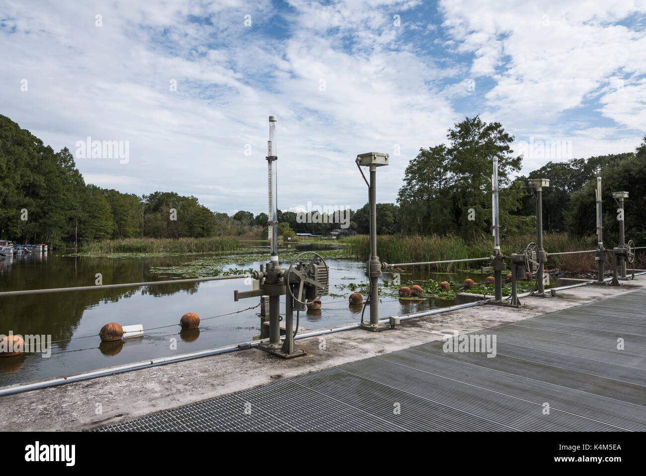 Burrell Lock & Dam Spillway Leesburg, Florida Stock Photo - Alamy