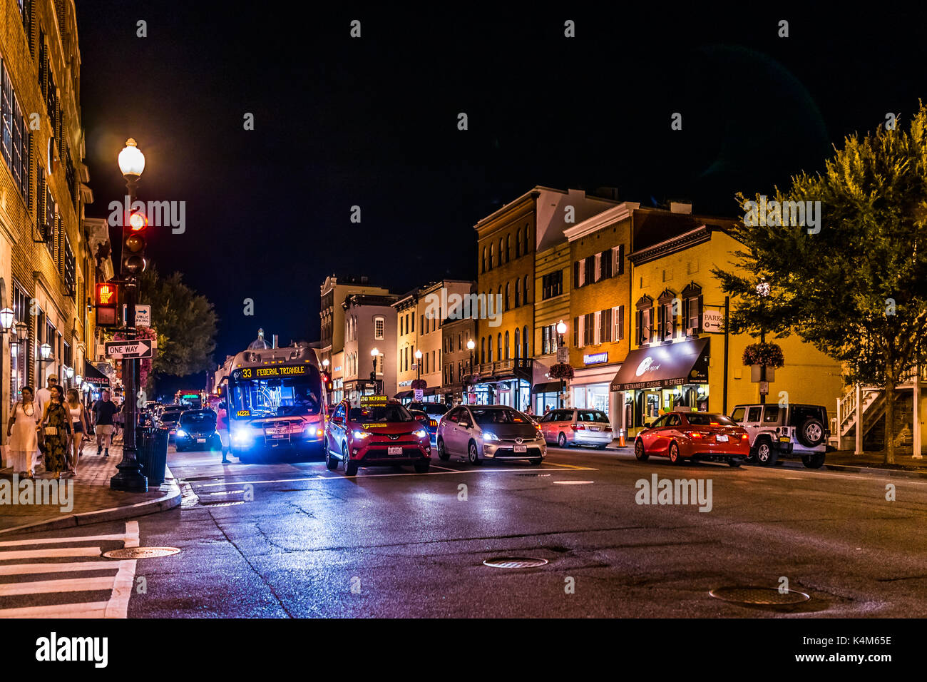 Washington dc georgetown shopping hi-res stock photography and images ...
